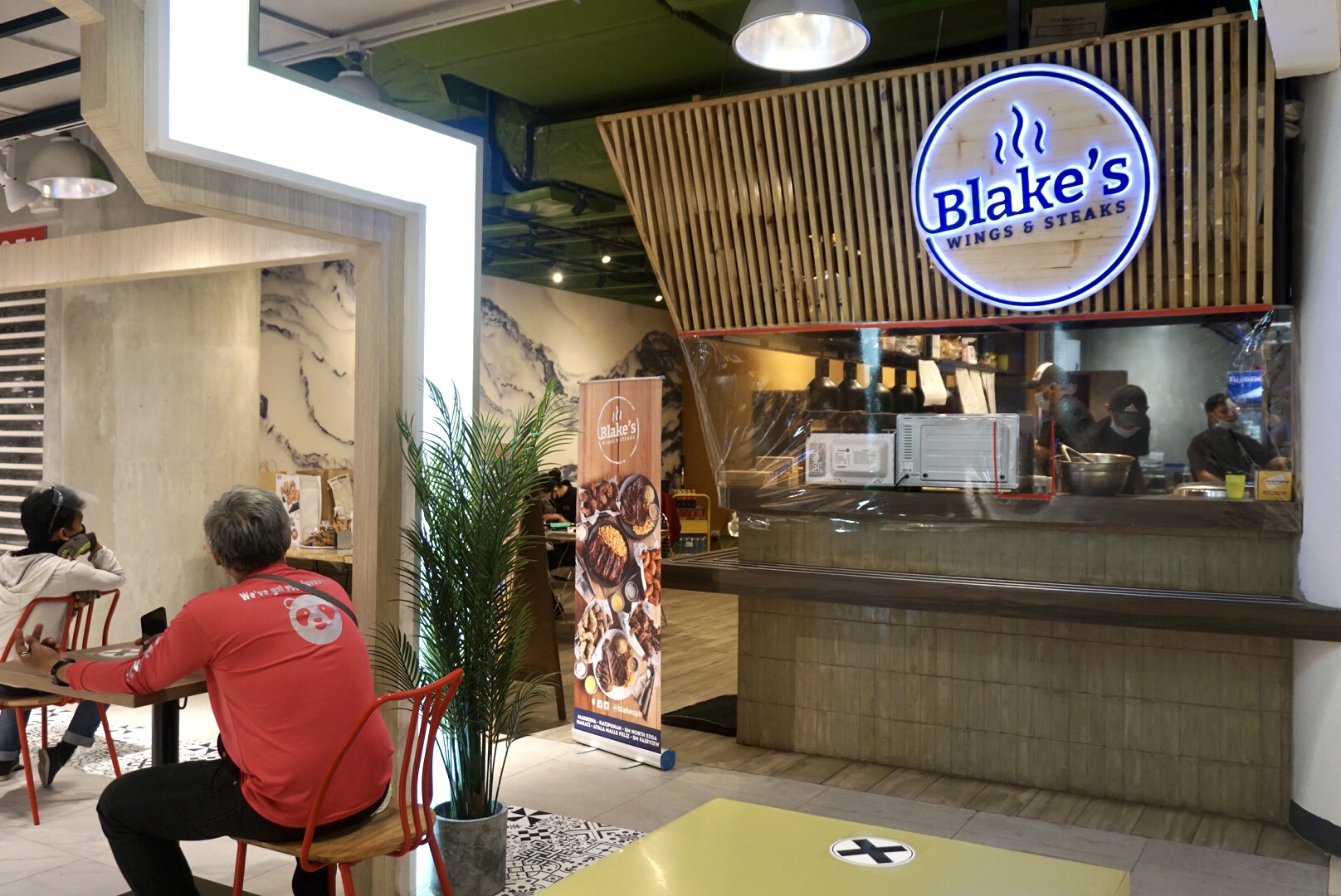 Branches – Blake's Wings & Steaks